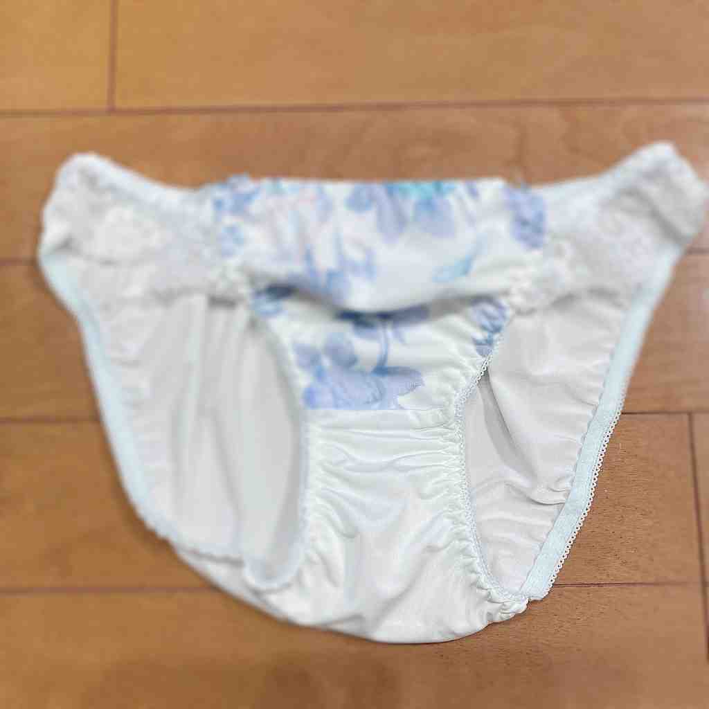 メンエス嬢の脱ぎたてパンティ💕 — 商品 — Luscio ラシオ 女子の使用済み下着直販サイト 